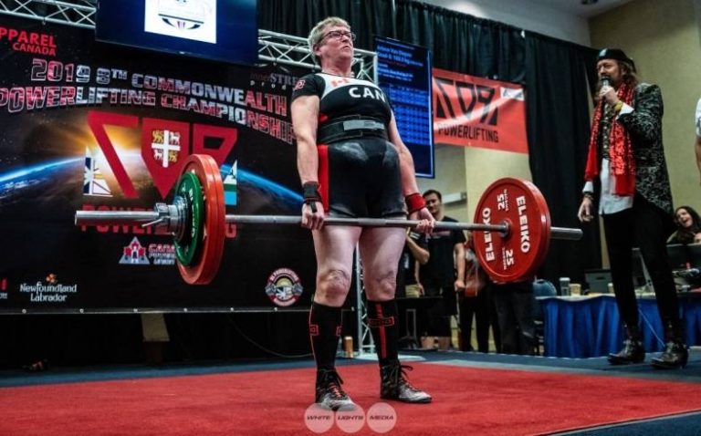Powerlifting For Over 60: How To Start & Get Stronger ...