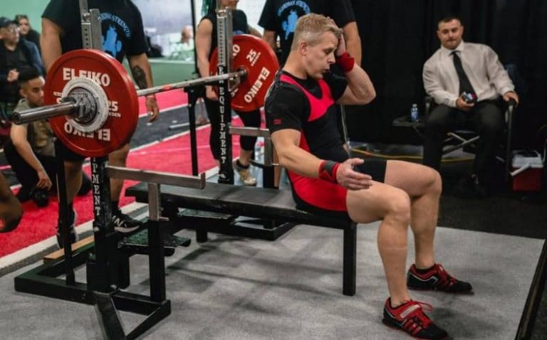 Powerlifting For Over 40: How To Start & Get Stronger ...