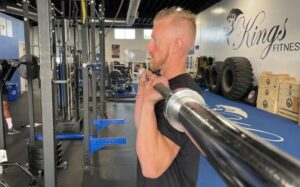 What Is The Best Overhead Press Grip Width & Hand Placement ...