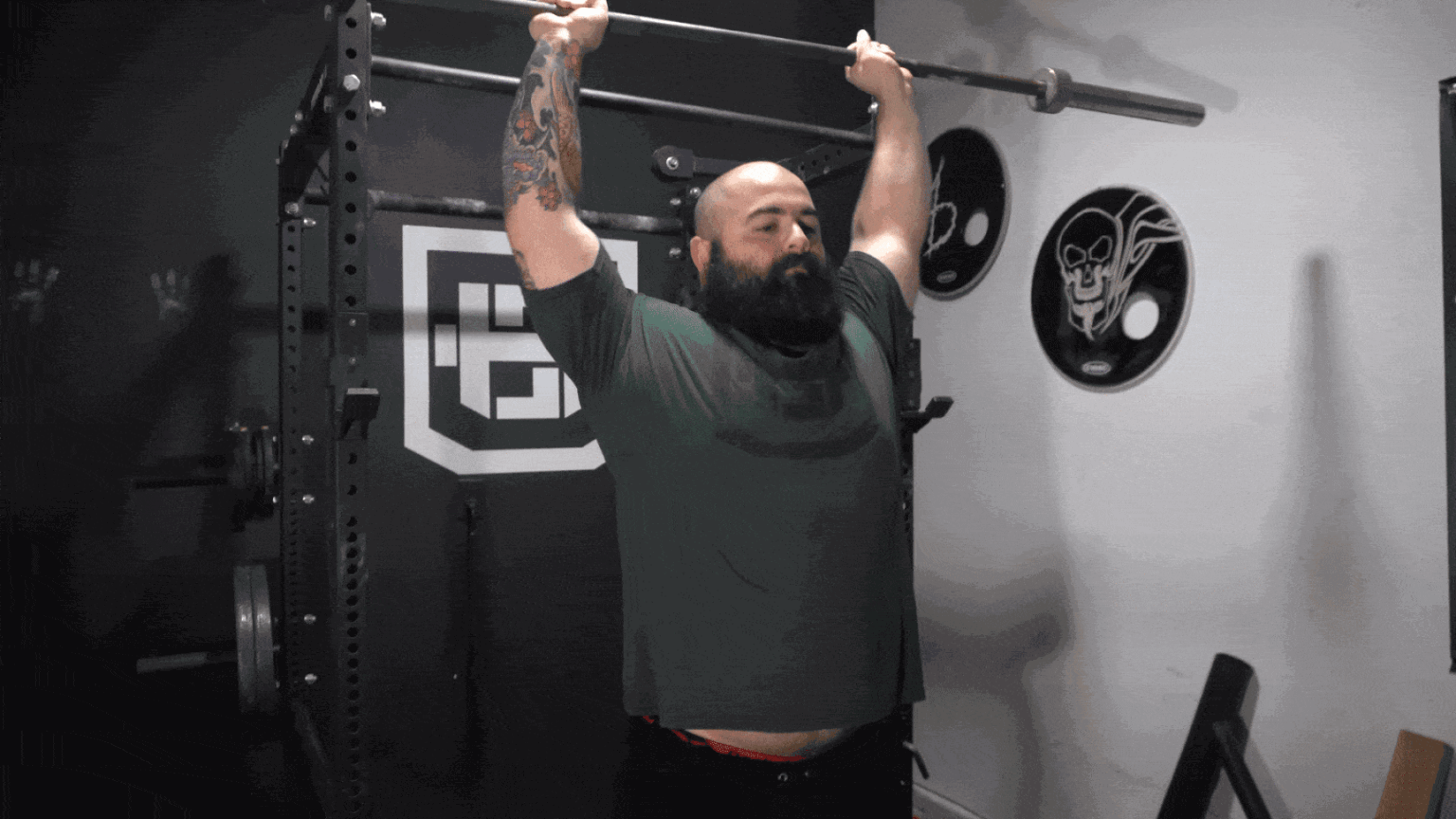 Barbell Overhead Press: Complete Guide [With Demo]